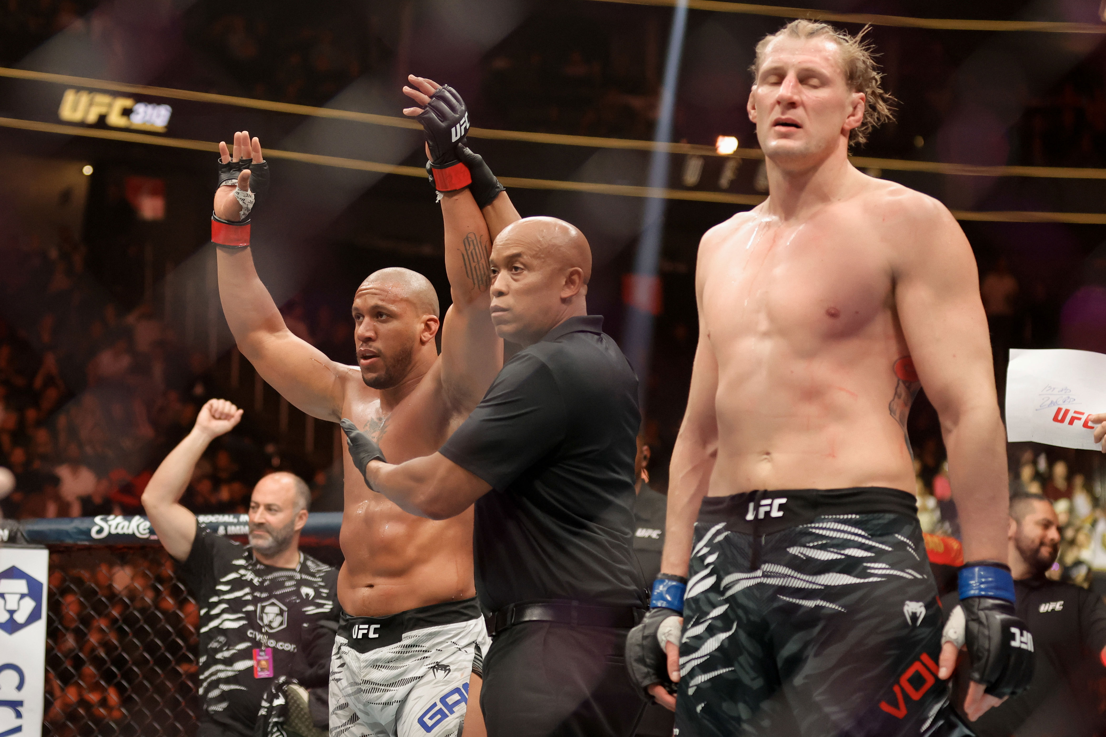 UFC 321: Start time, schedule, fight card, how to watch and latest odds ...