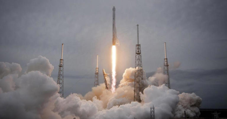 How 88-minute window, clouds and shutdown postponed Blue Origin's launch