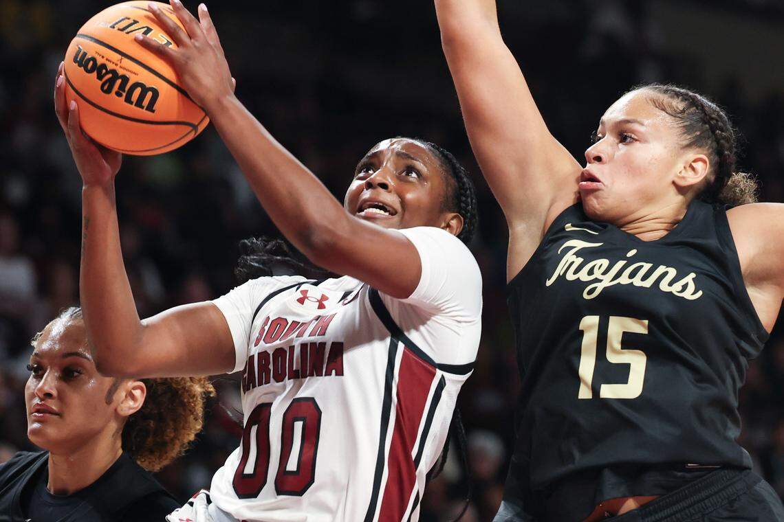 South Carolina WBB wins big in first exhibition. Three things we learned