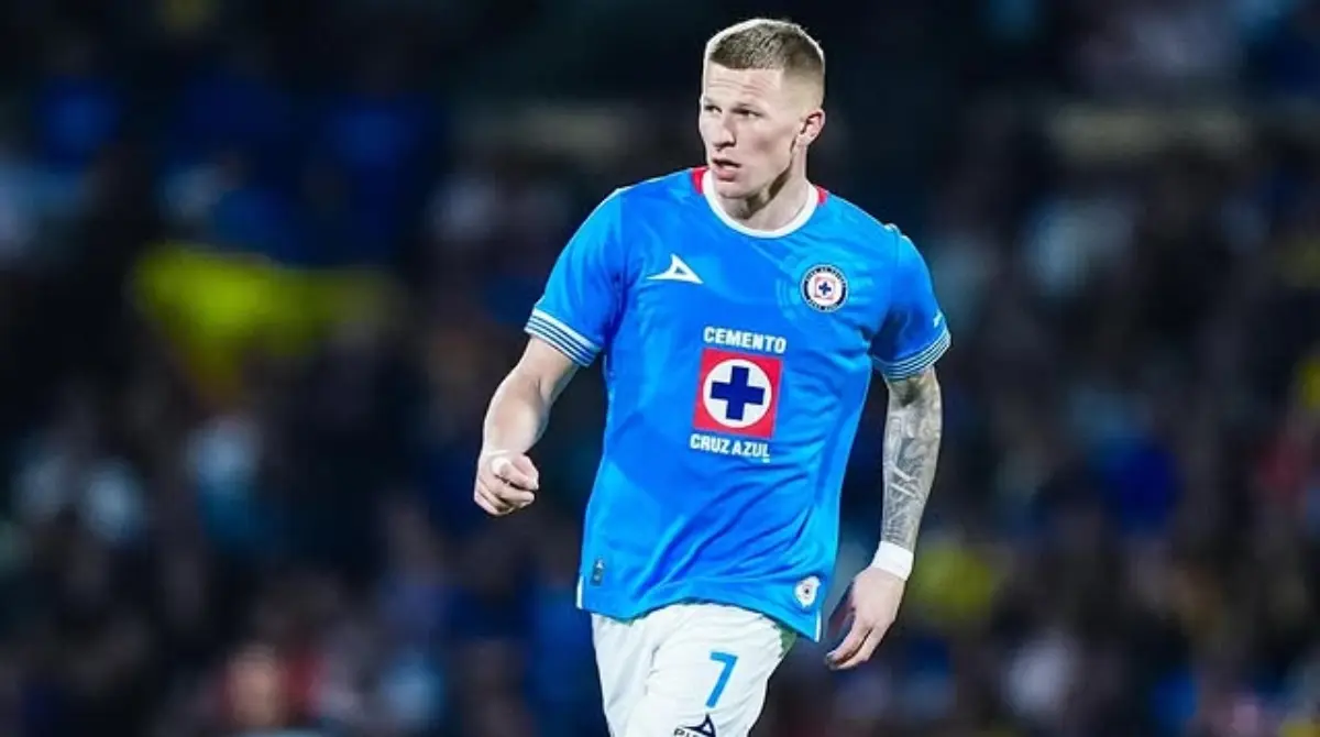 Esto hará Cruz Azul con Mateusz Bogusz tras el Apertura 2025