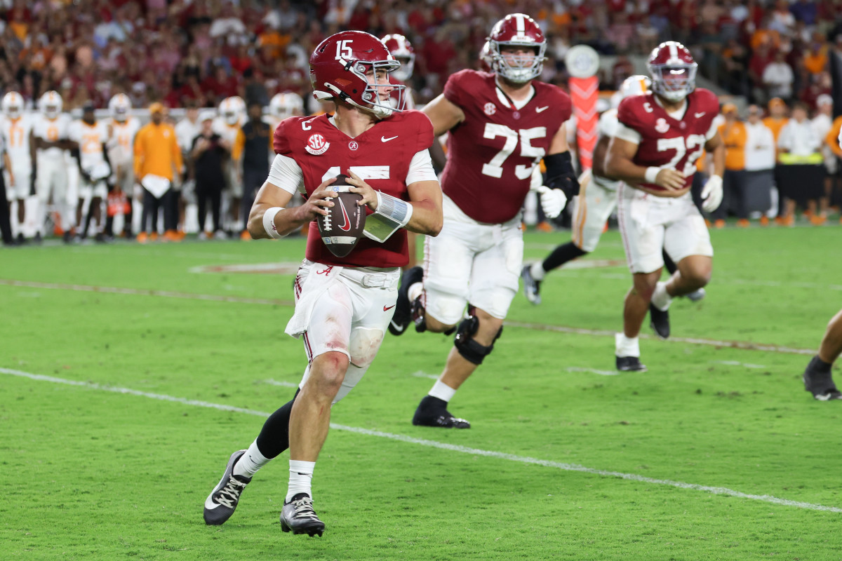 Refs Accused Of 'Bailing Out' Alabama Against Oklahoma