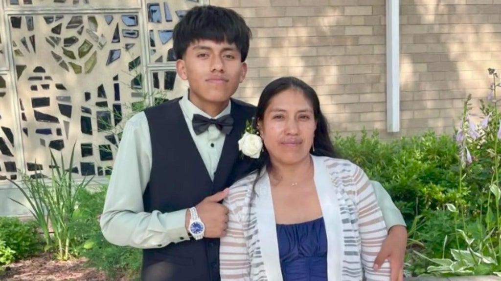 16-year-old boy detained by ICE in NYC after scheduled immigration ...