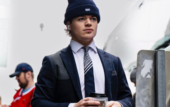 Cole Caufield leads NHL in goals