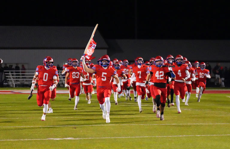 Wisconsin high school football scores, highlights from first-round WIAA ...