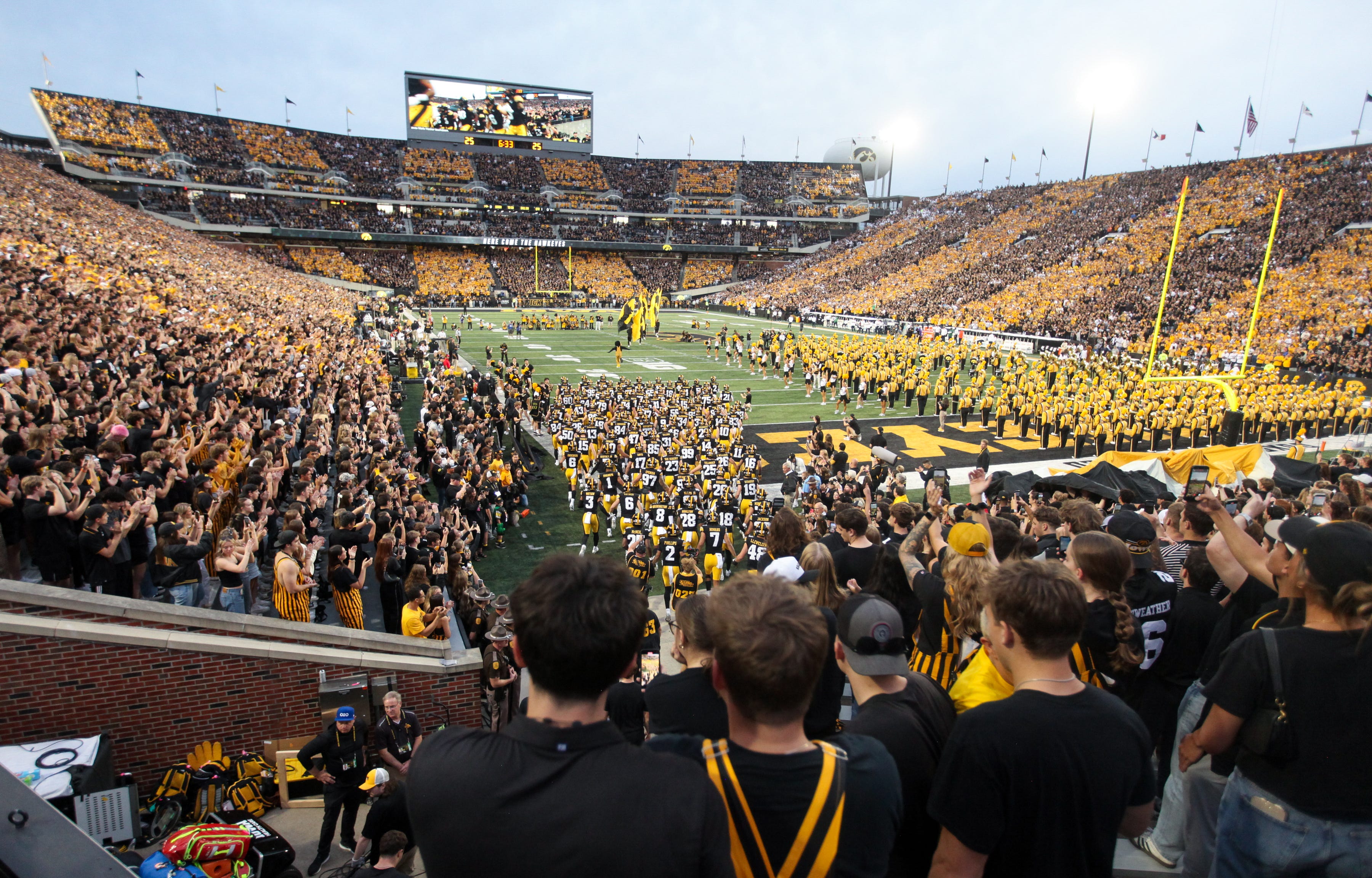 Minnesota's P.J. Fleck shares admiration for Kinnick Stadium atmosphere