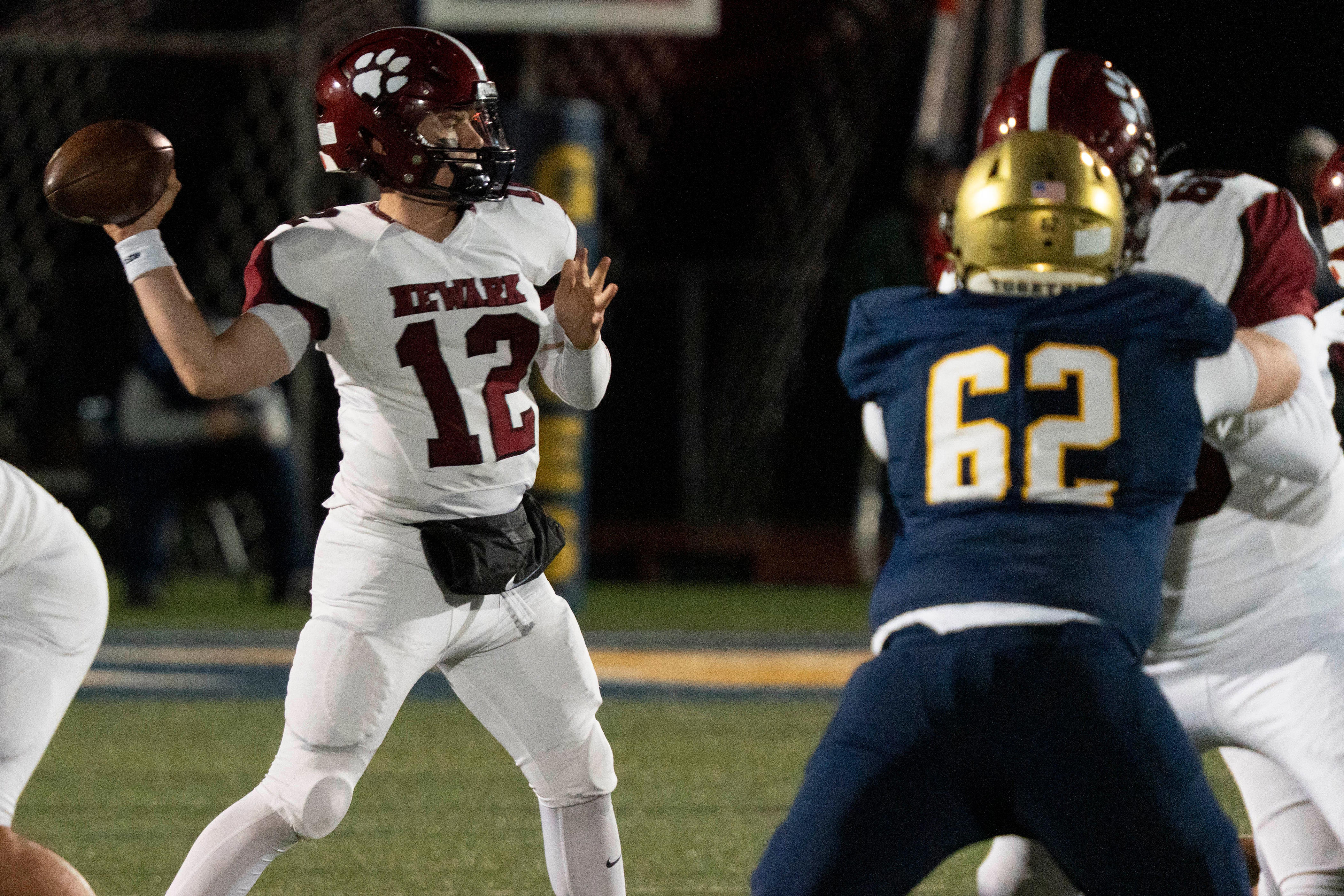 See Licking County football selections on Central District teams