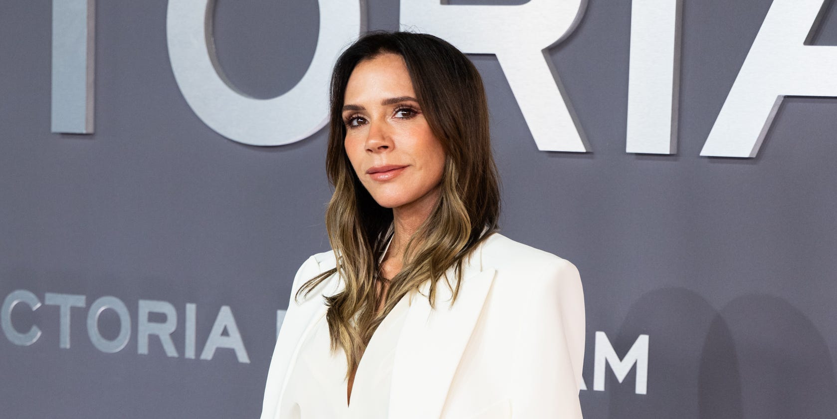 Victoria Beckham Confirms Brown Is The New Black With New Cocoa Make-Up ...