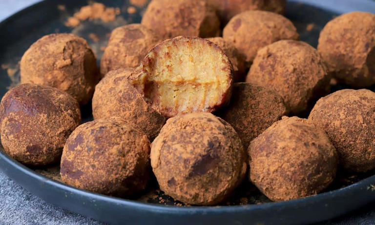No Bake Low Carb Tiramisu Protein Balls