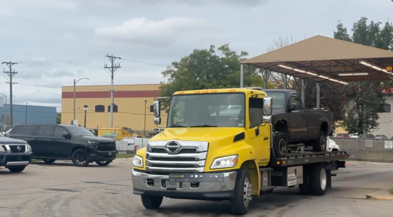 Milwaukee towed 31 cars under new law; suburbs following suit