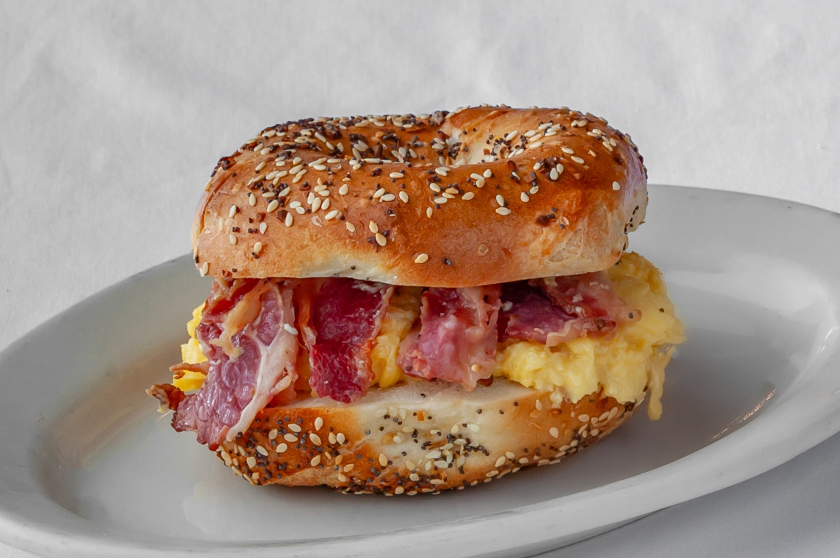 A Jewish Deli Rolls Into Lincoln Park With Reuben Bagel Sandwiches