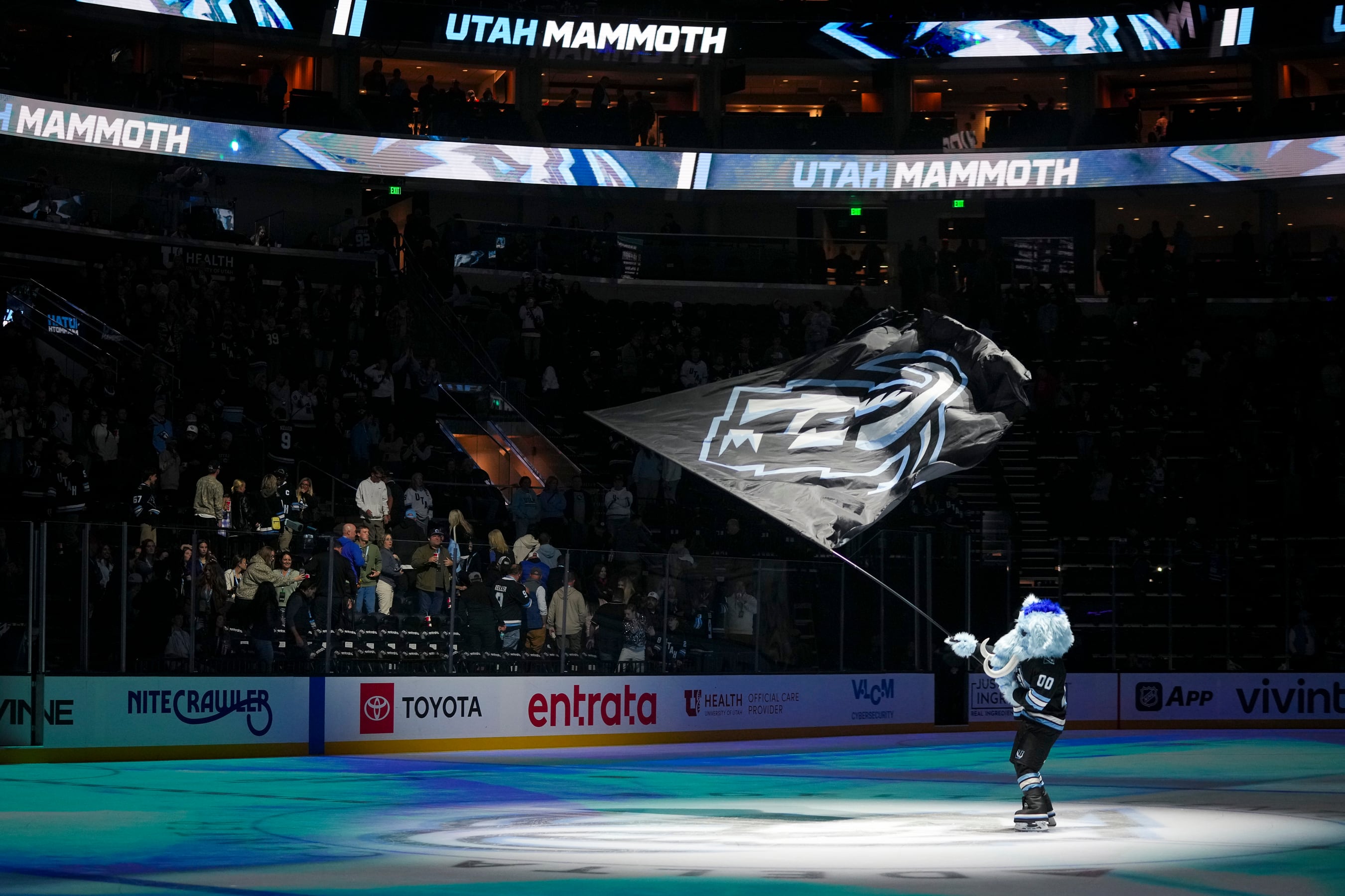Utah Mammoth fire back at trademark lawsuit, saying the franchise might ...