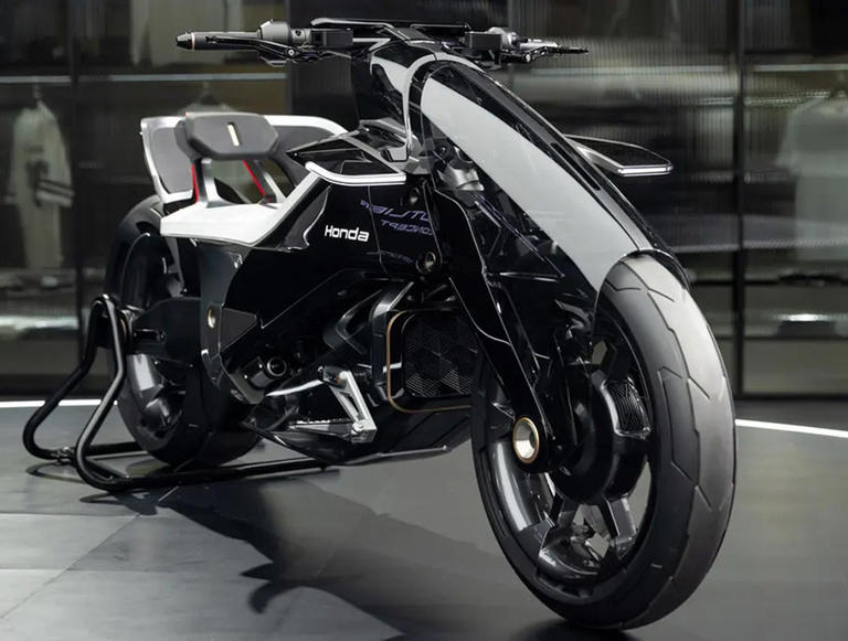 【ワールドプレミア】ホンダ「EV Outlier Concept」“電動でしか得られない驚きと感動”を形にした自由形クルーザー【ジャパンモビリティショー2025】