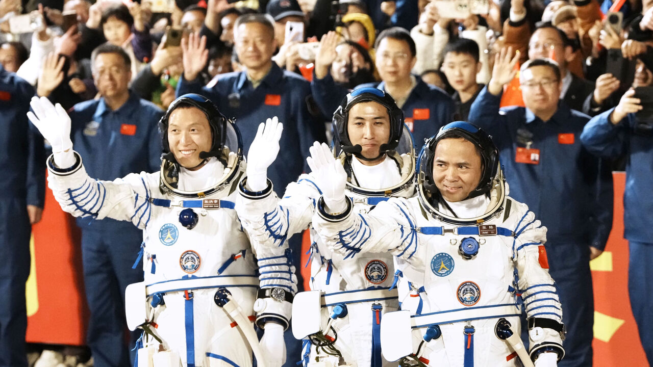 'Space race' is terug van weggeweest en VS dreigt dit keer te verliezen ...
