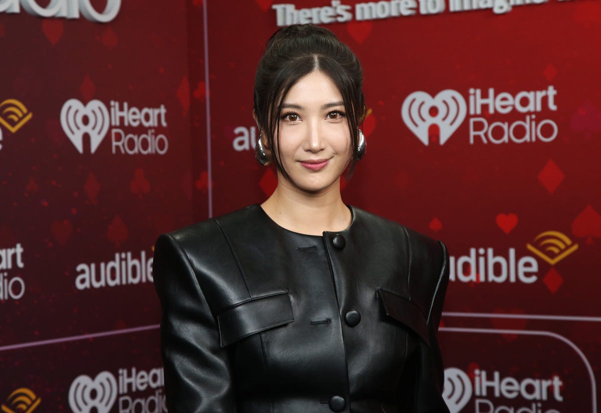 'Kpop Demon Hunters' Singer EJAE Reacts to 'Golden' Getting a Grammy ...