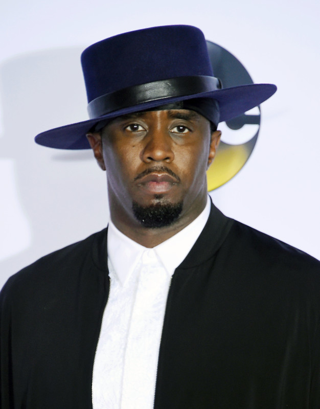 Sean 'Diddy' Combs Is Almost Unrecognizable in 1st Prison Photo