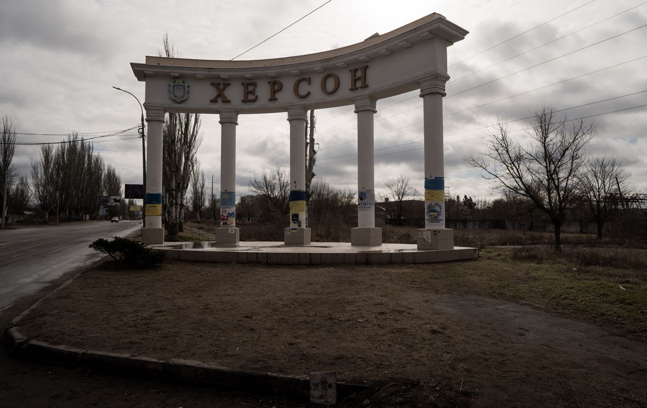 Russian forces attack Ukraine's Kherson market: Casualties reported