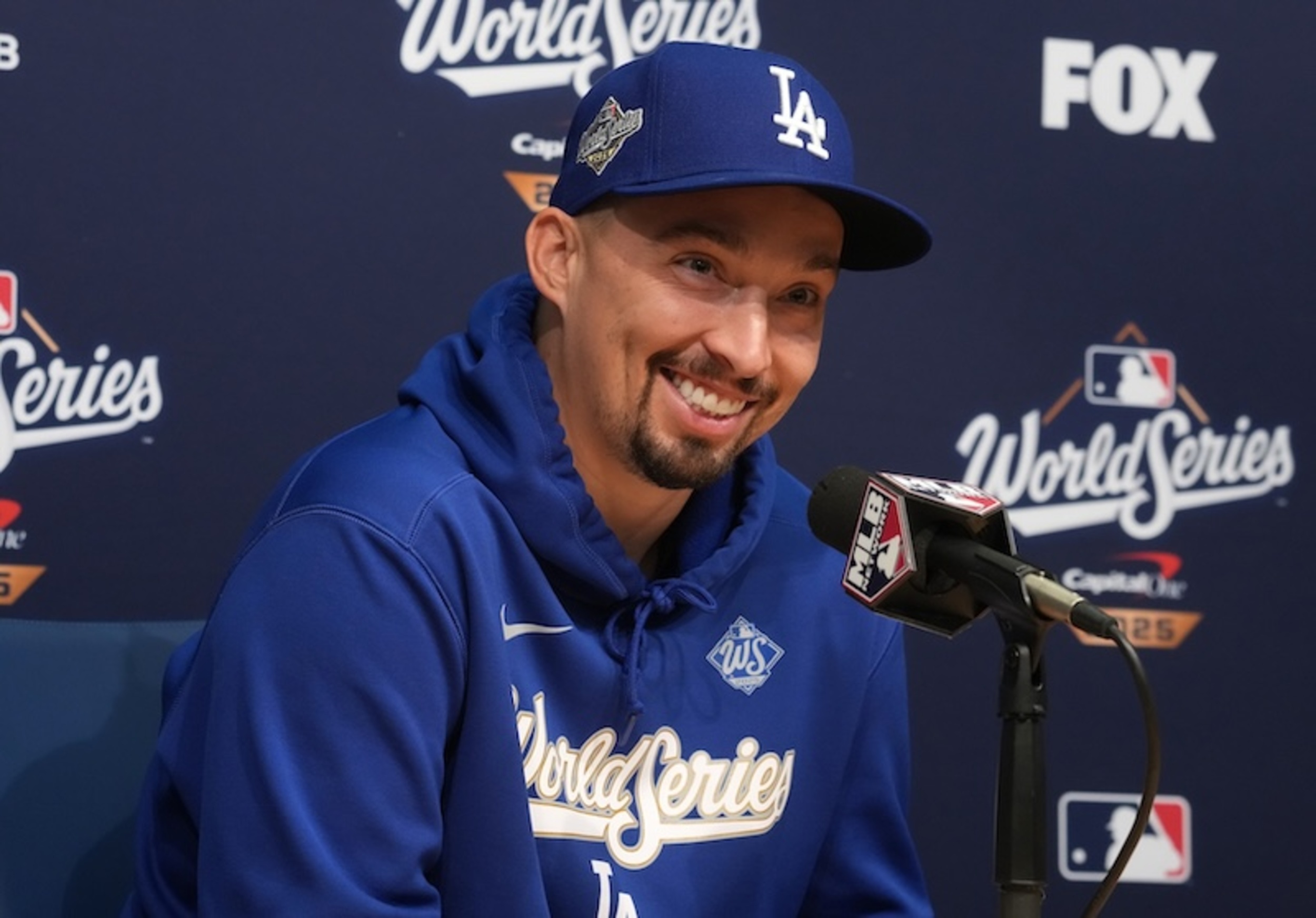 Dodgers video: Blake Snell participates in smart dog wall challenge