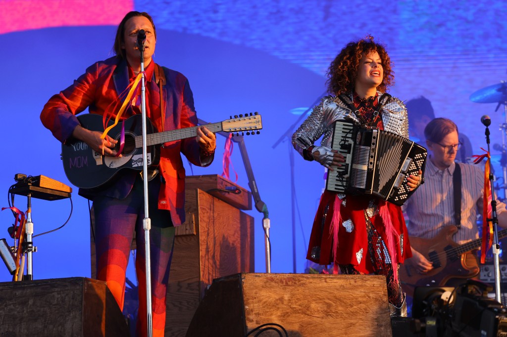 Arcade Fire's Win Butler and Régine Chassagne Announce Separation After ...