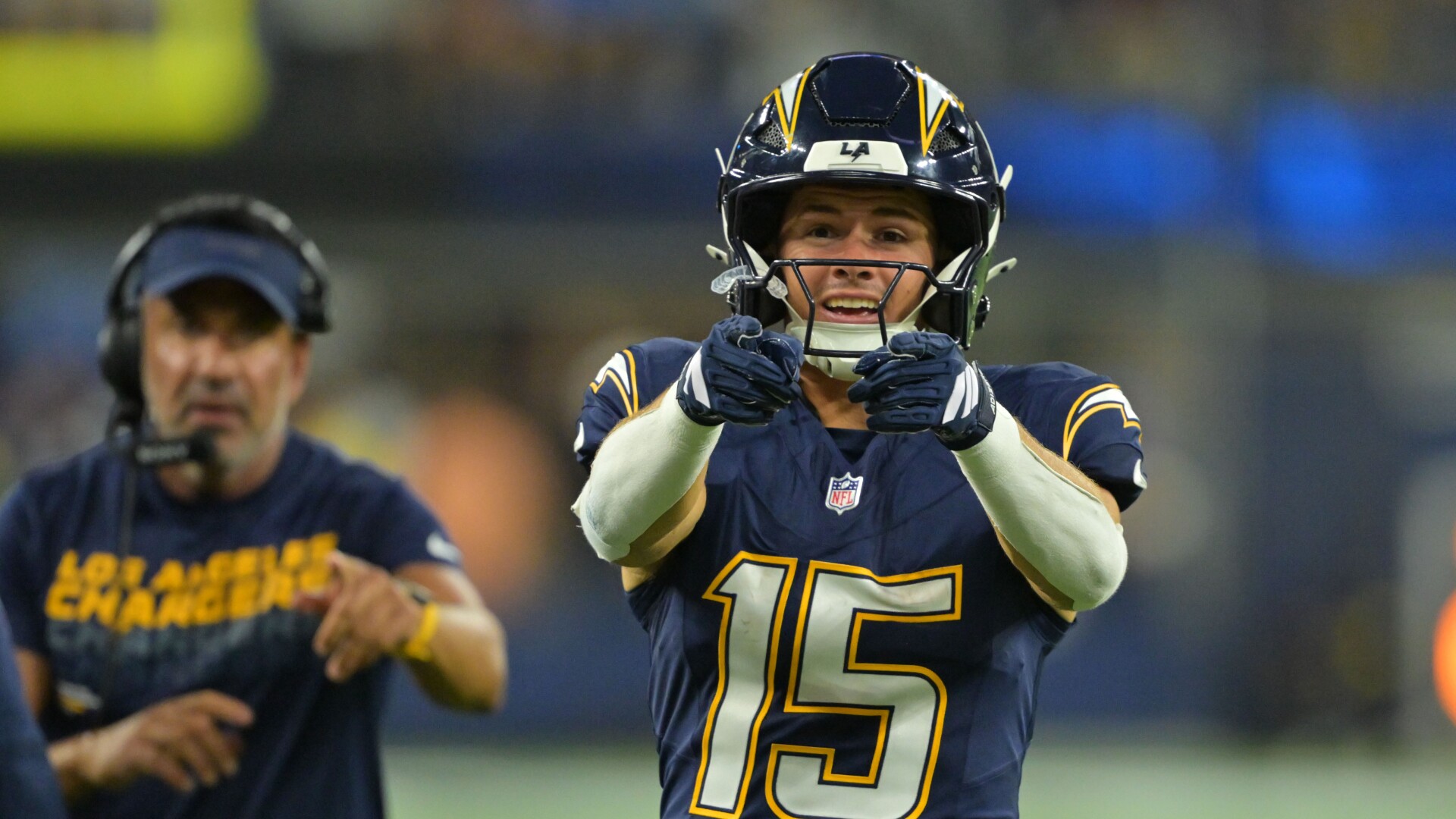 NFL 2025 Week 9 Start 'Em Sit 'Em: Ladd McConkey is back