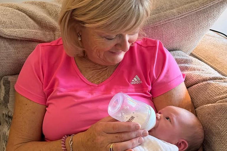 Doireann Garrihy shares heart-warming snaps of baby Rosie meeting her ...