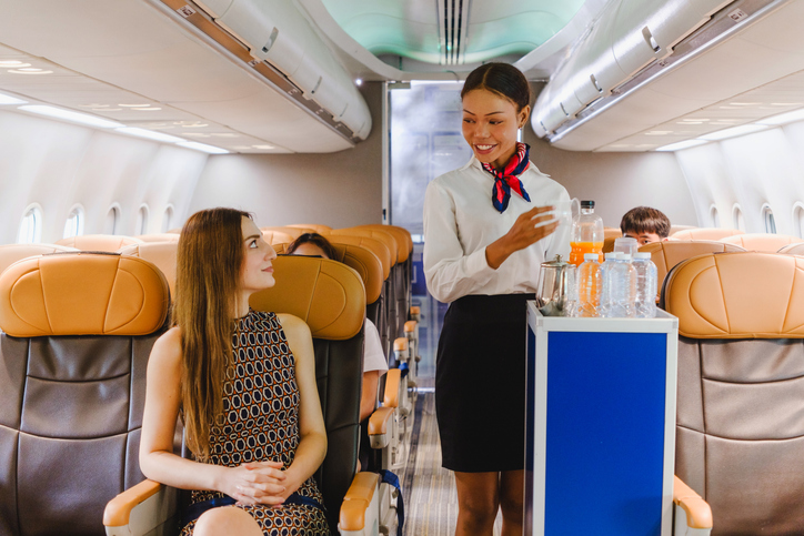 Flight Attendants Reveal the Foods and Drinks You Should Never Order on ...