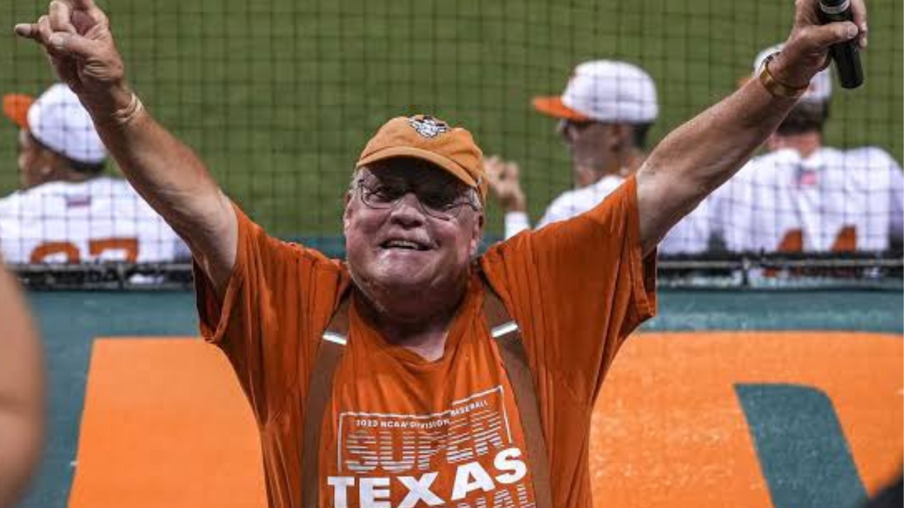 Texas Longhorns superfan Scott Wilson dies at 74 after never missing a ...