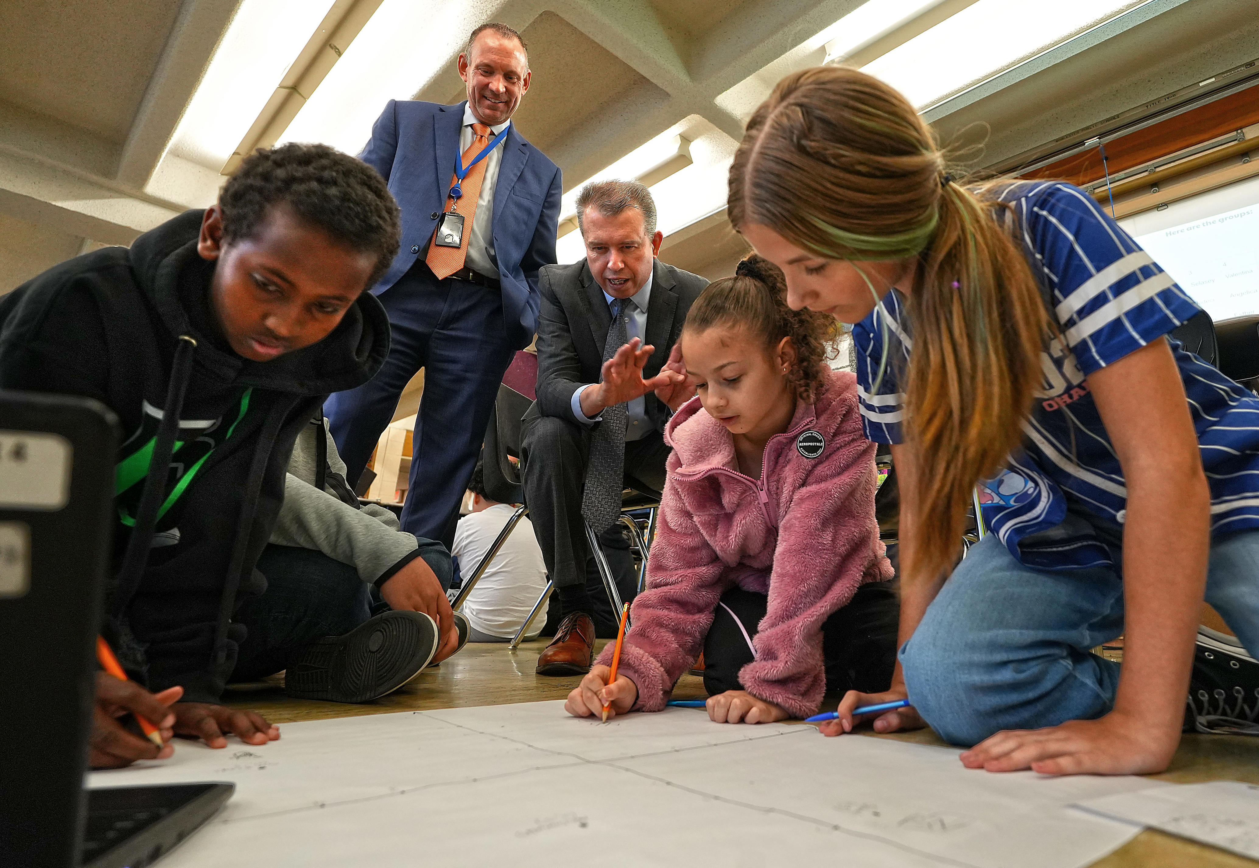 State's top education chief makes first visit to Worcester
