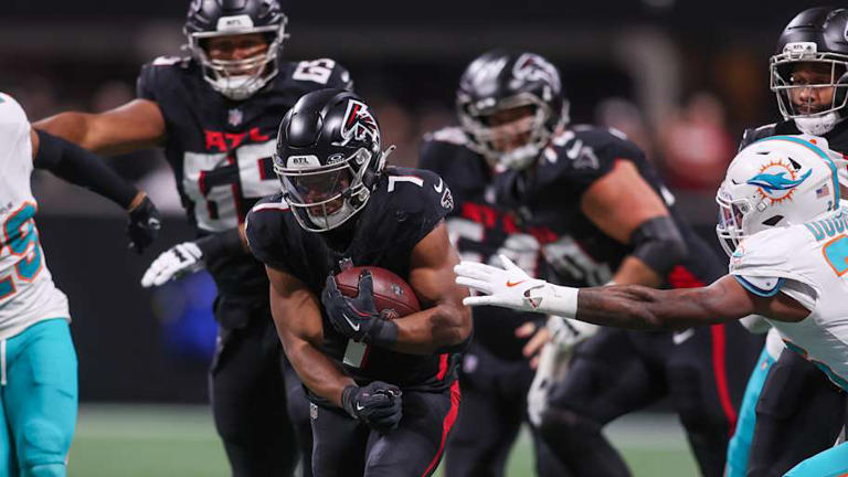 Falcons’ Run Game Faces Crucial Test vs. Patriots’ Elite Defense