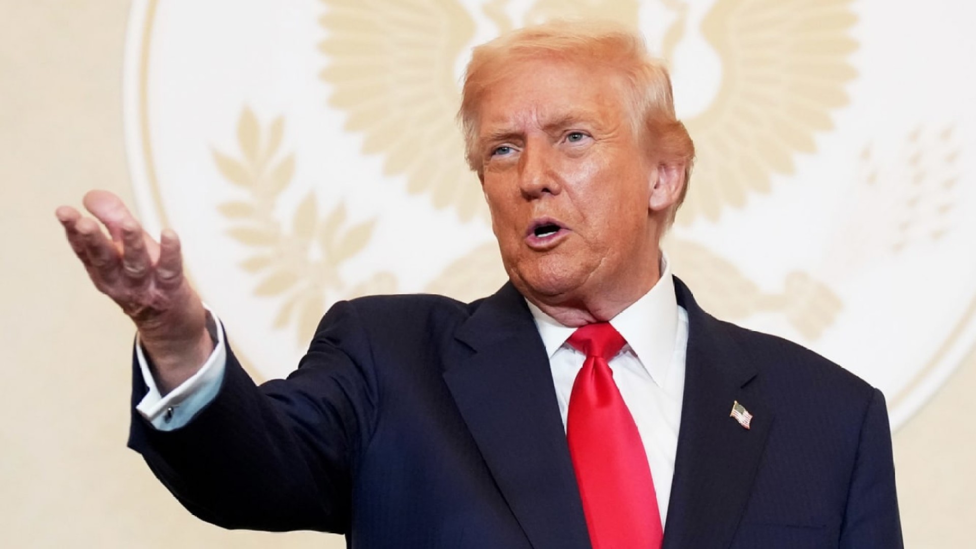 BREAKING: Trump caves, says he will provide SNAP benefits with proper ...