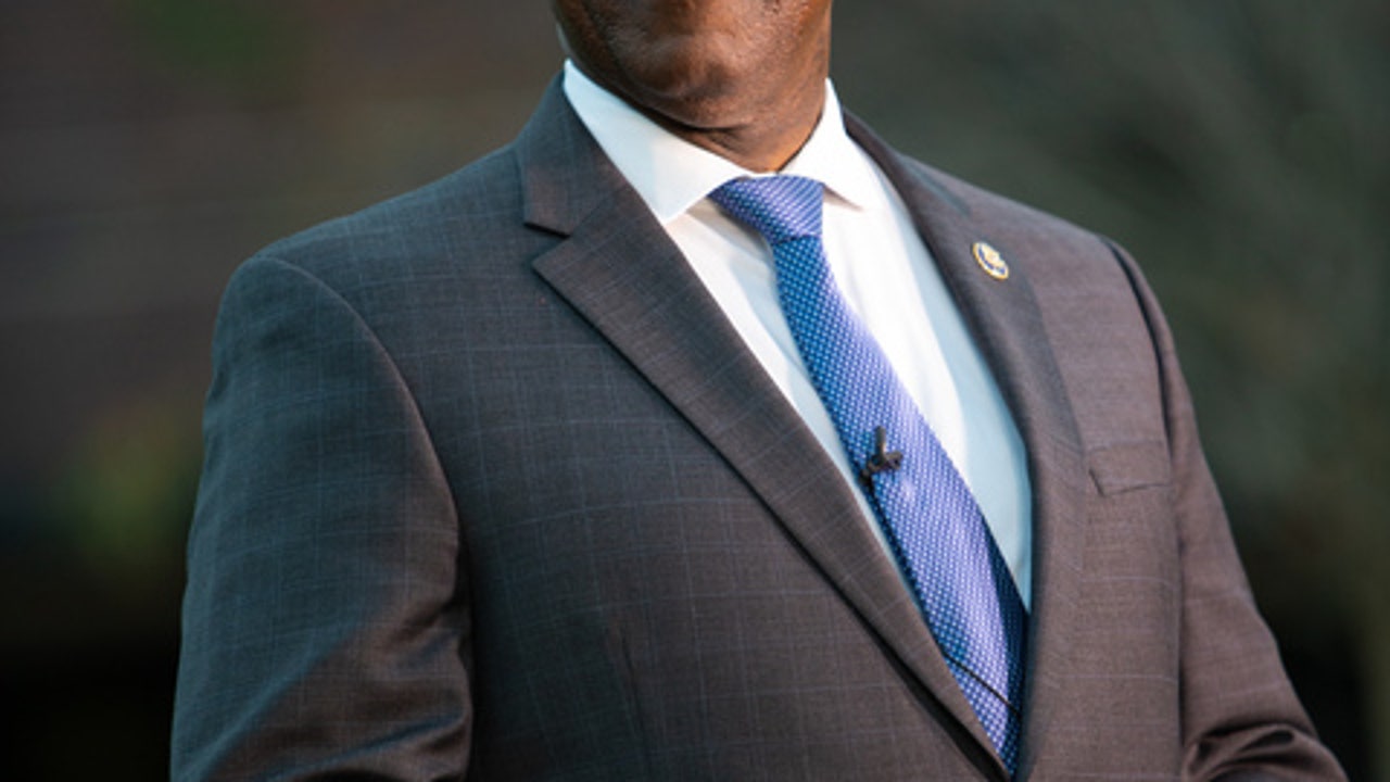 Orange County Mayor Jerry Demings runs for Florida governor