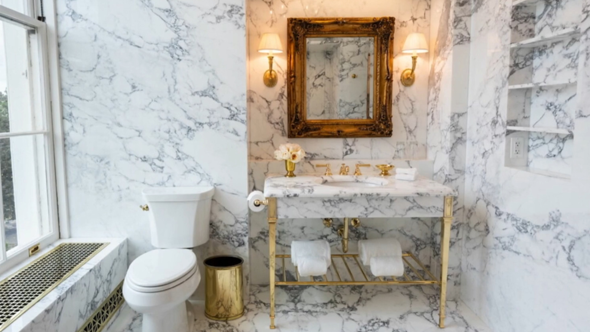 Trump unveils new White House bathroom