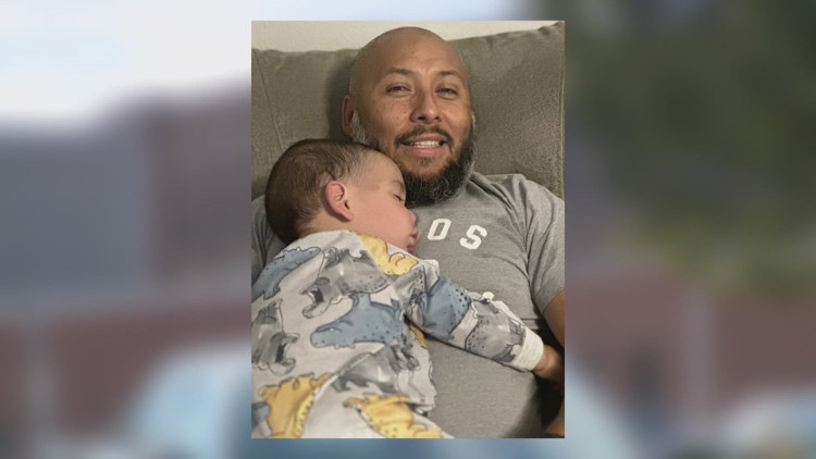 Illinois restaurant owner detained by ICE after dropping kids at school ...