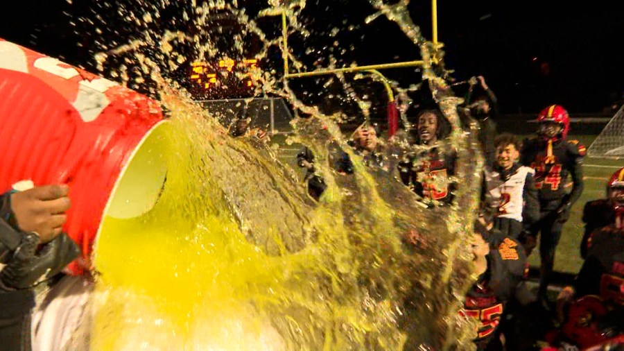 Wheaton football wins seven games for first time since 2001