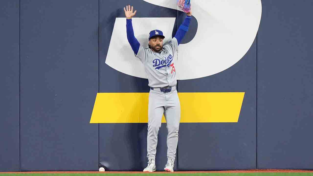 Why Barger was given a ground-rule double in ninth inning of Game 6