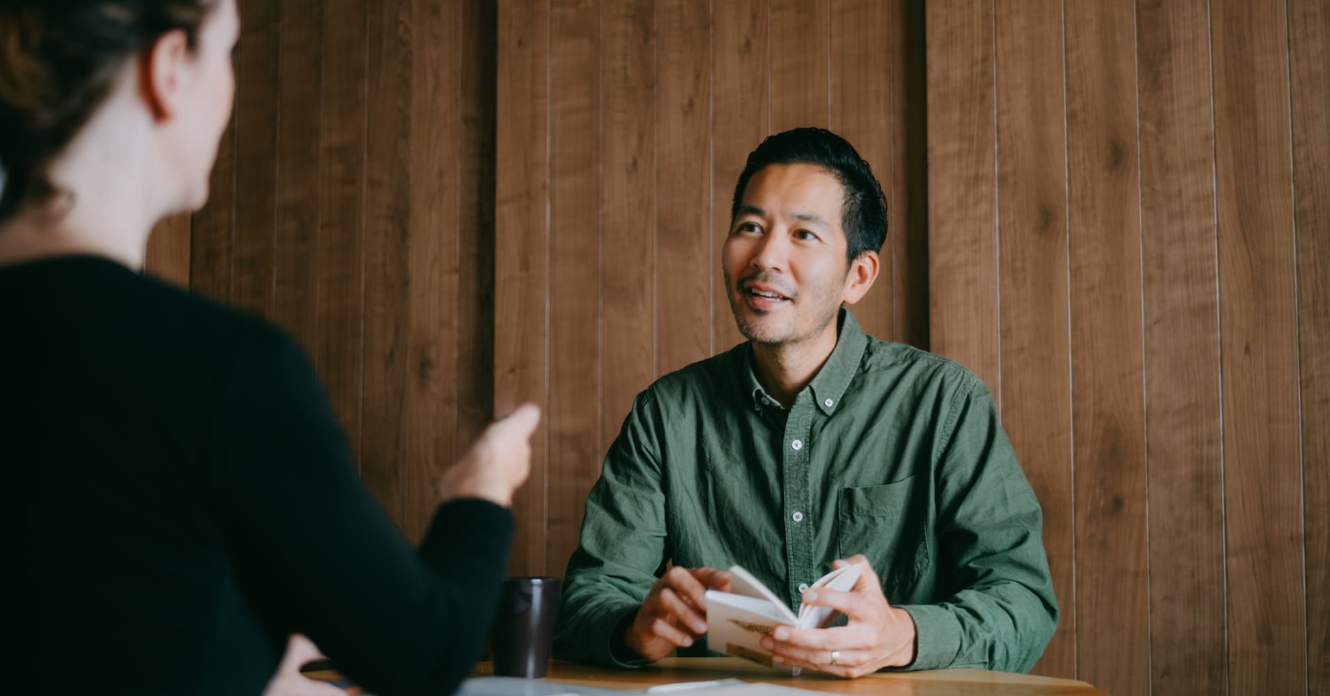 VC who bet on billion-dollar AI firm shares two red flags that stop him ...