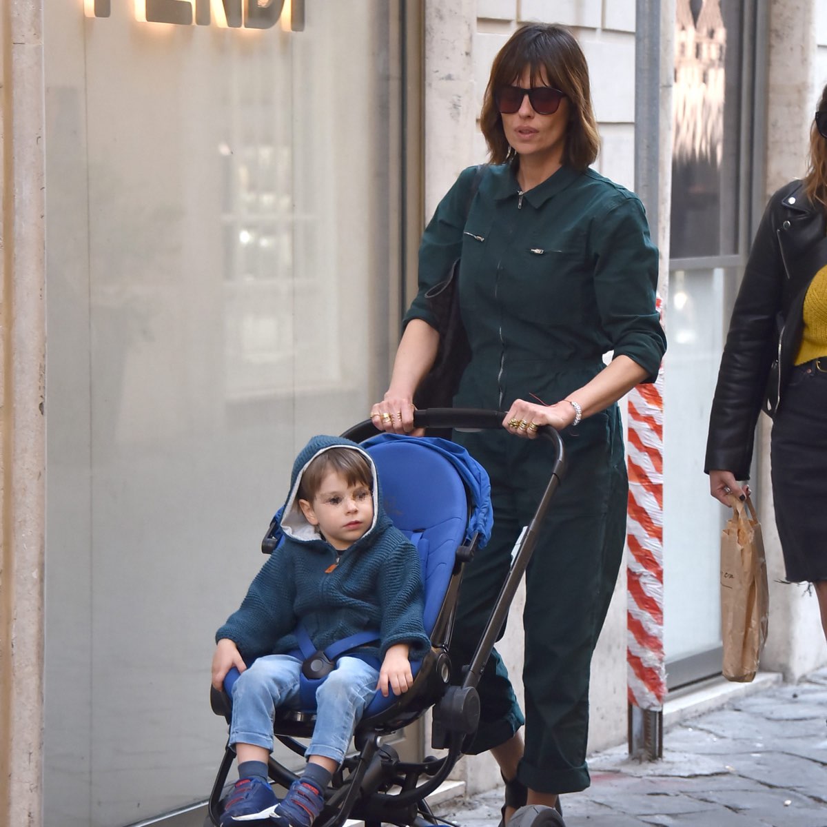 Claudia Gerini e Claudia Pandolfi ballerine per una notte: dal set a ...