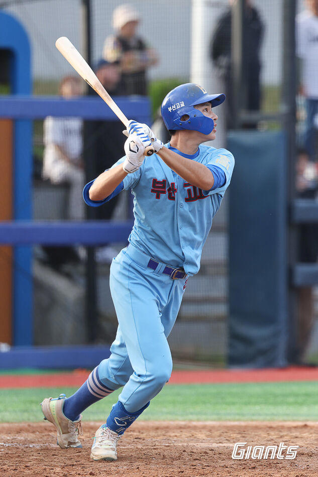 韓 물론 ML도 주목하는데…최고 152km 쾅! 벌써 '최대어'로 평가받는 하현승, 또 '스텝업' 해냈다
