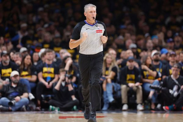 NBA referees wear headsets during games beginning Saturday