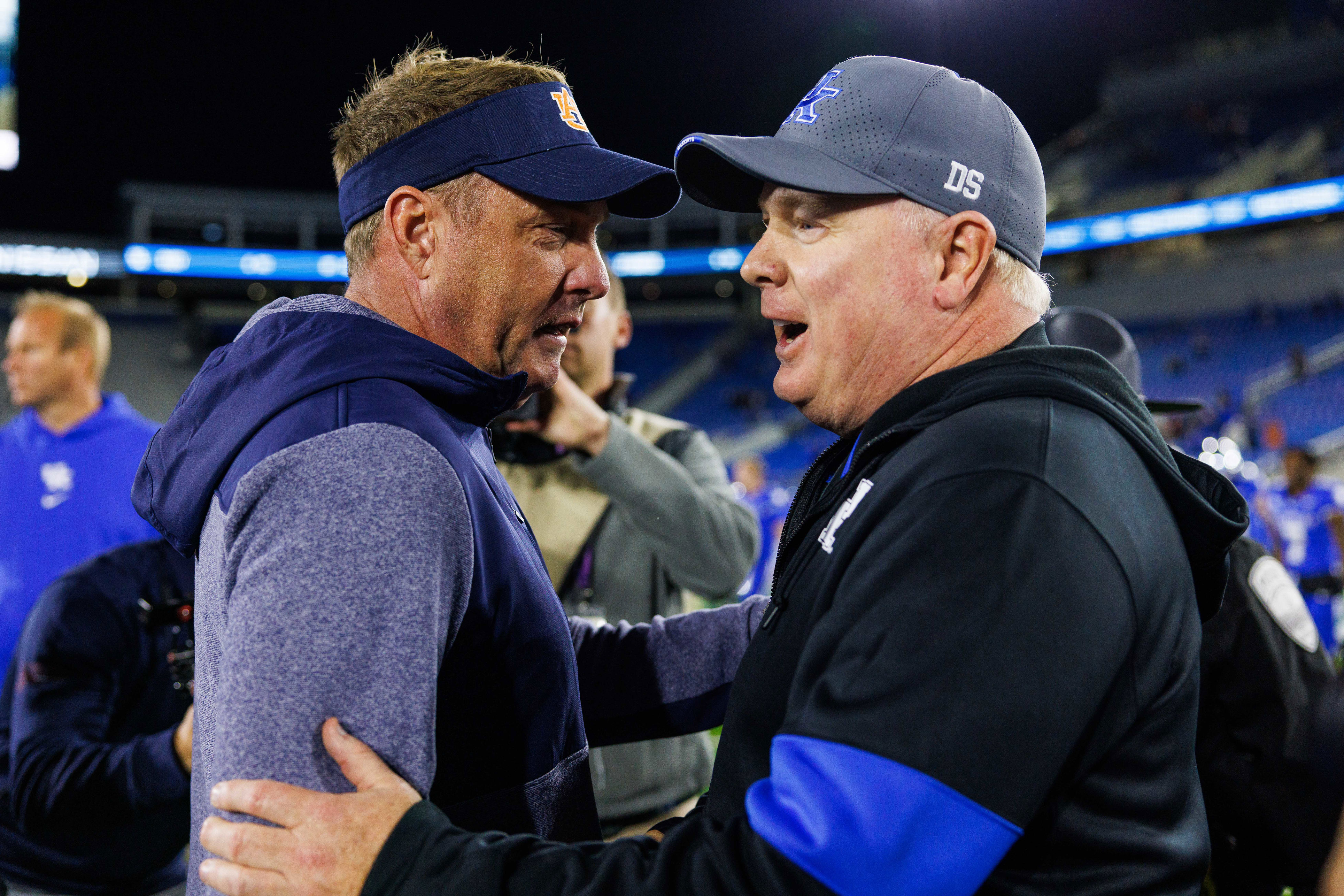 Where to watch Auburn-Kentucky football game? Time, TV channel ...