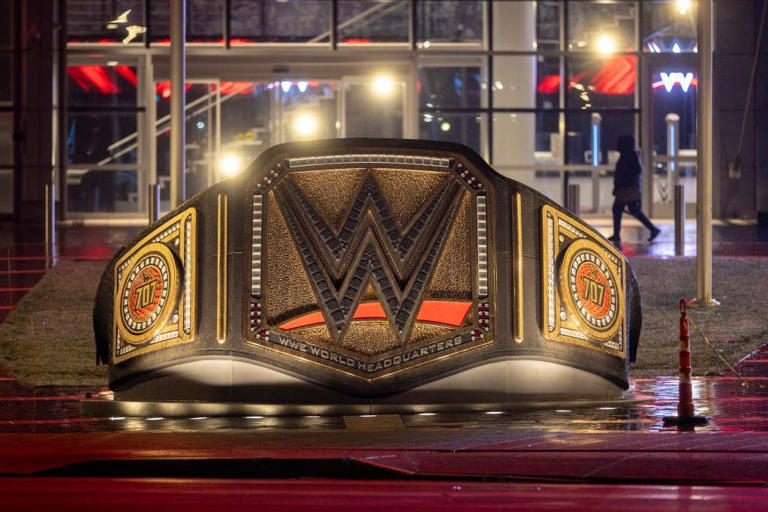WWE Saturday Night’s Main Event championship match gets major stipulation