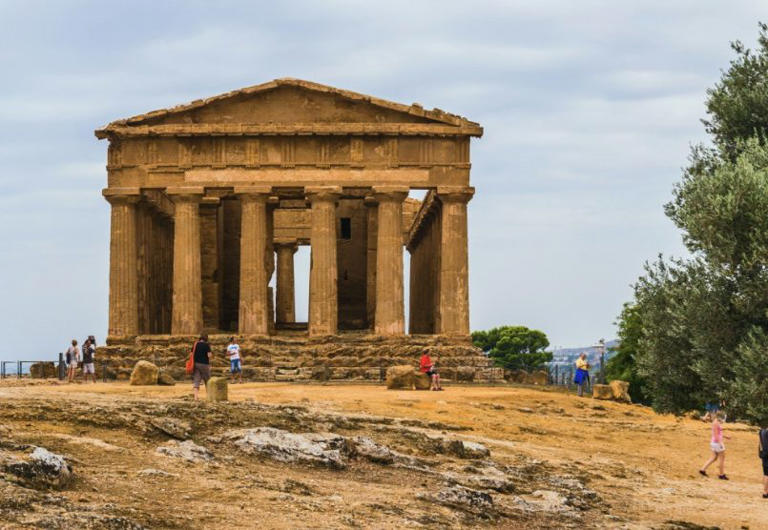 Agrigento capitale della cultura 2025 passa il testimone a L’Aquila