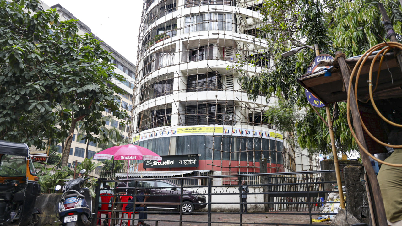 'A Real Threat...': How a Mumbai Cop Took the Split-Second Call to Fire ...