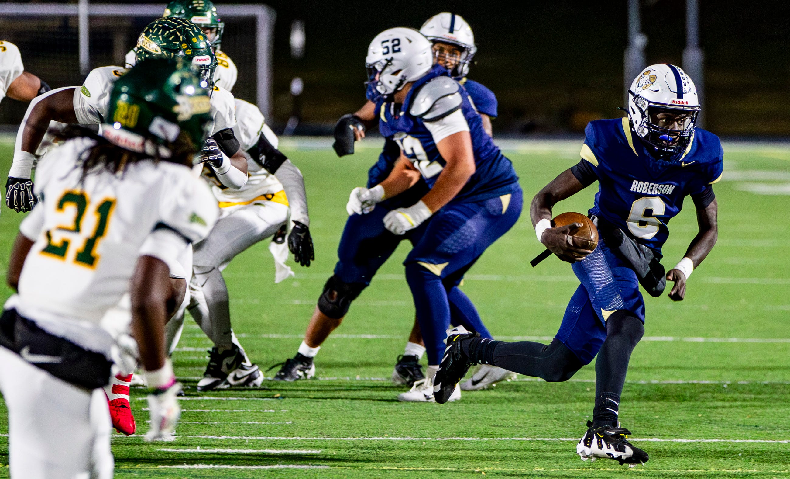 How Roberson football sophomores ignored history to win first ...