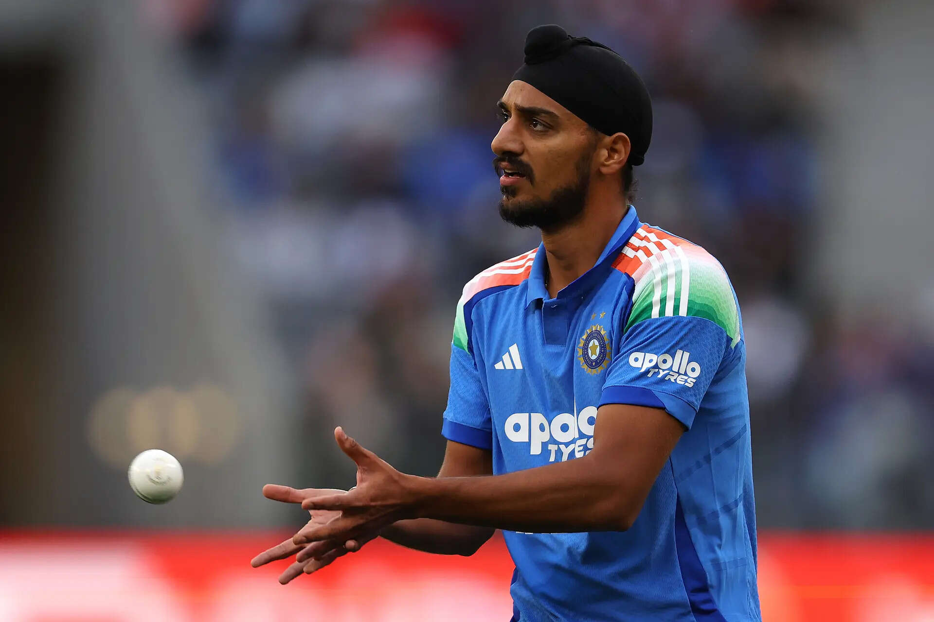 'Please, play him!': R Ashwin slams Team India over Arshdeep Singh's ...