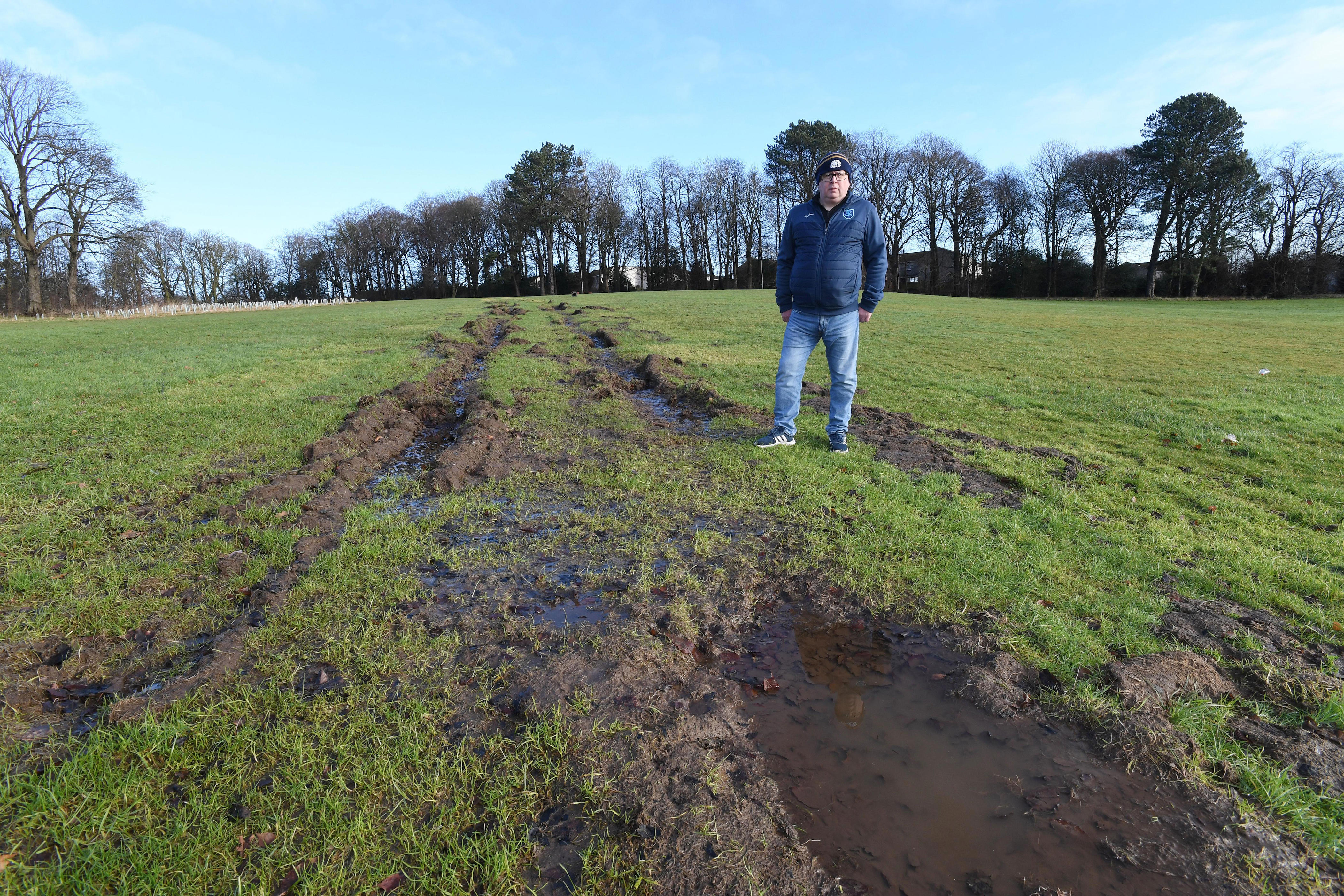 Tighter restrictions on travelling fairs at Livingston's Howden Park ...