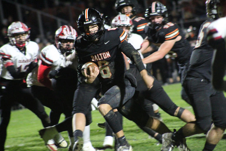 2025 All-Ohio high school football honors in Division VI, VII from OPSMA