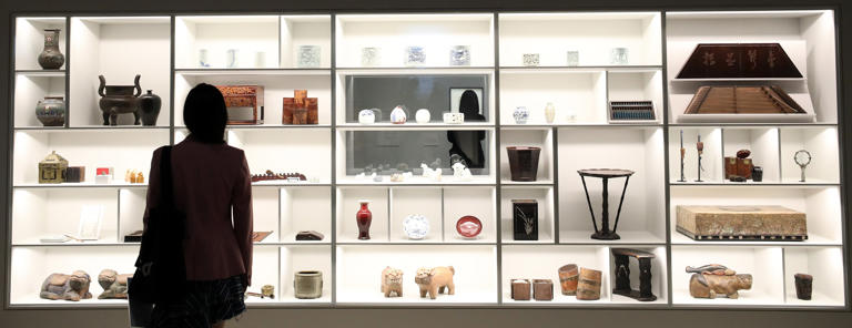 Lee Kun-hee Collection Exhibition Delayed by U.S. Federal Shutdown