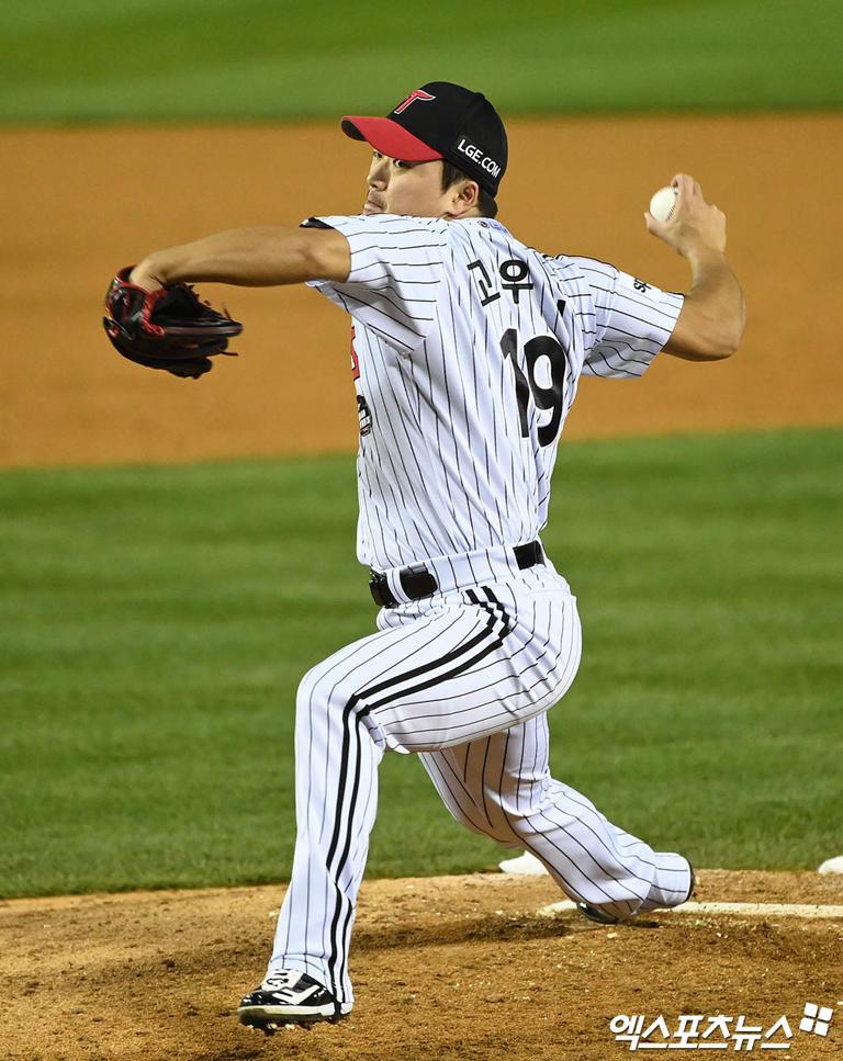 "실력 부족 원망스러웠다"…LG V4 달성한 날, 고우석은 왜 팬들에게 미안함 전했을까