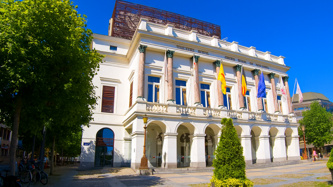 What's Hidden Between Liège’s Most Famous Landmarks?