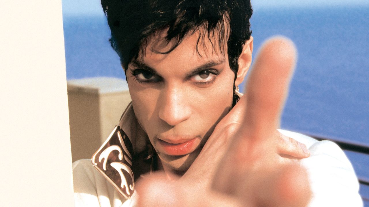 Andy Earl: The photographer who taught us how to look at music differently